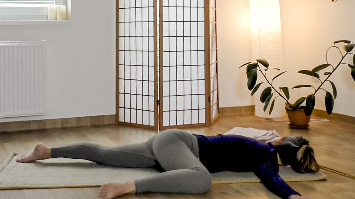 Jin joga na utíšenie | Miesto pre jogu | Joga online